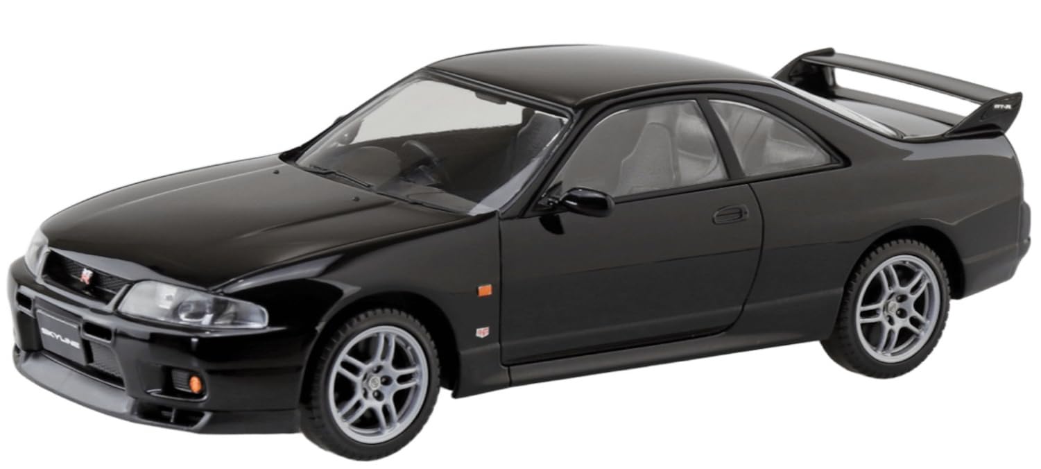 Aoshima 1/32 Nissan R33 GT-R Model Kit Black by Qingdao Cultural Educa