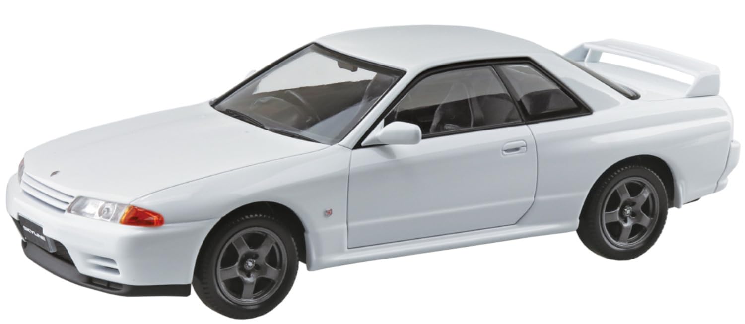 Aoshima Nissan R32 Skyline GT-R Model Kit 1/32 Crystal White