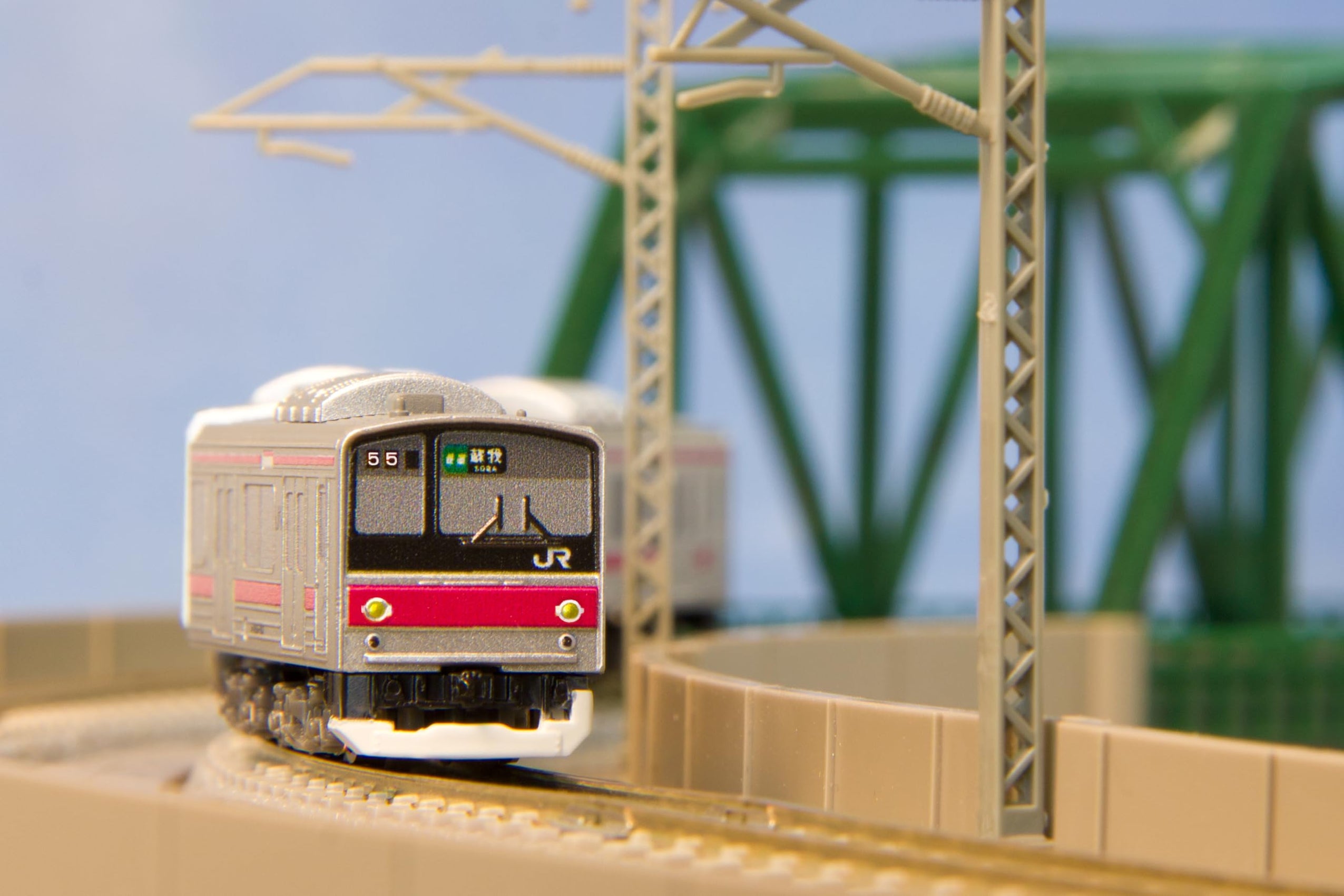 Rokuhan Z Gauge Shorty 205 Series Railway Model Train - Keiyo Line Edi